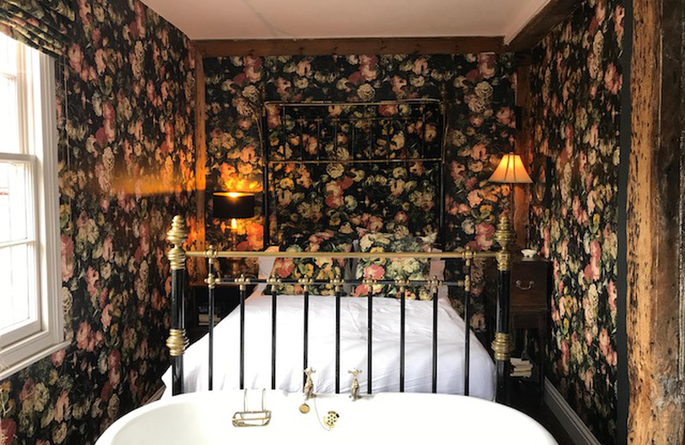 MIDNIGHT GARDEN | House of Hackney | Wallpaper | Enquire Today | Artisan