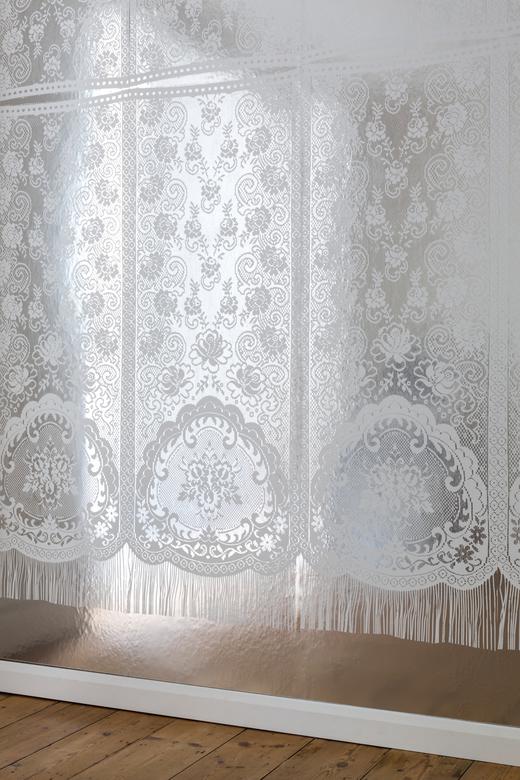 Paris Lace | Tracy Kendall | Wallpaper NZ | Artisan